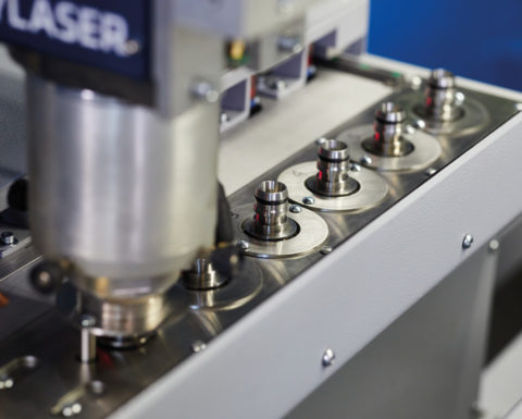 Automatic nozzles changer for Cy-laser laser systems