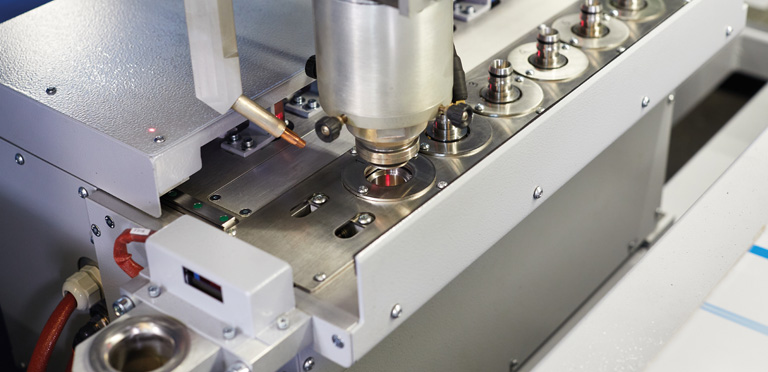 Automatic nozzles changer for Cy-laser laser systems